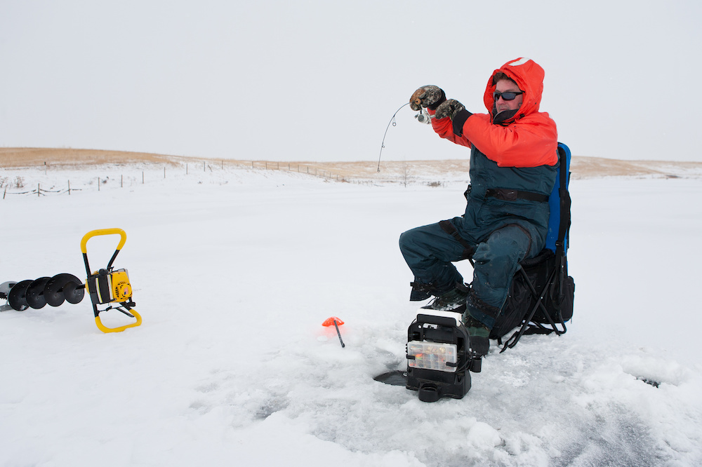Best Ice Fishing Fish Finder Reviews of 2025 - One Fish